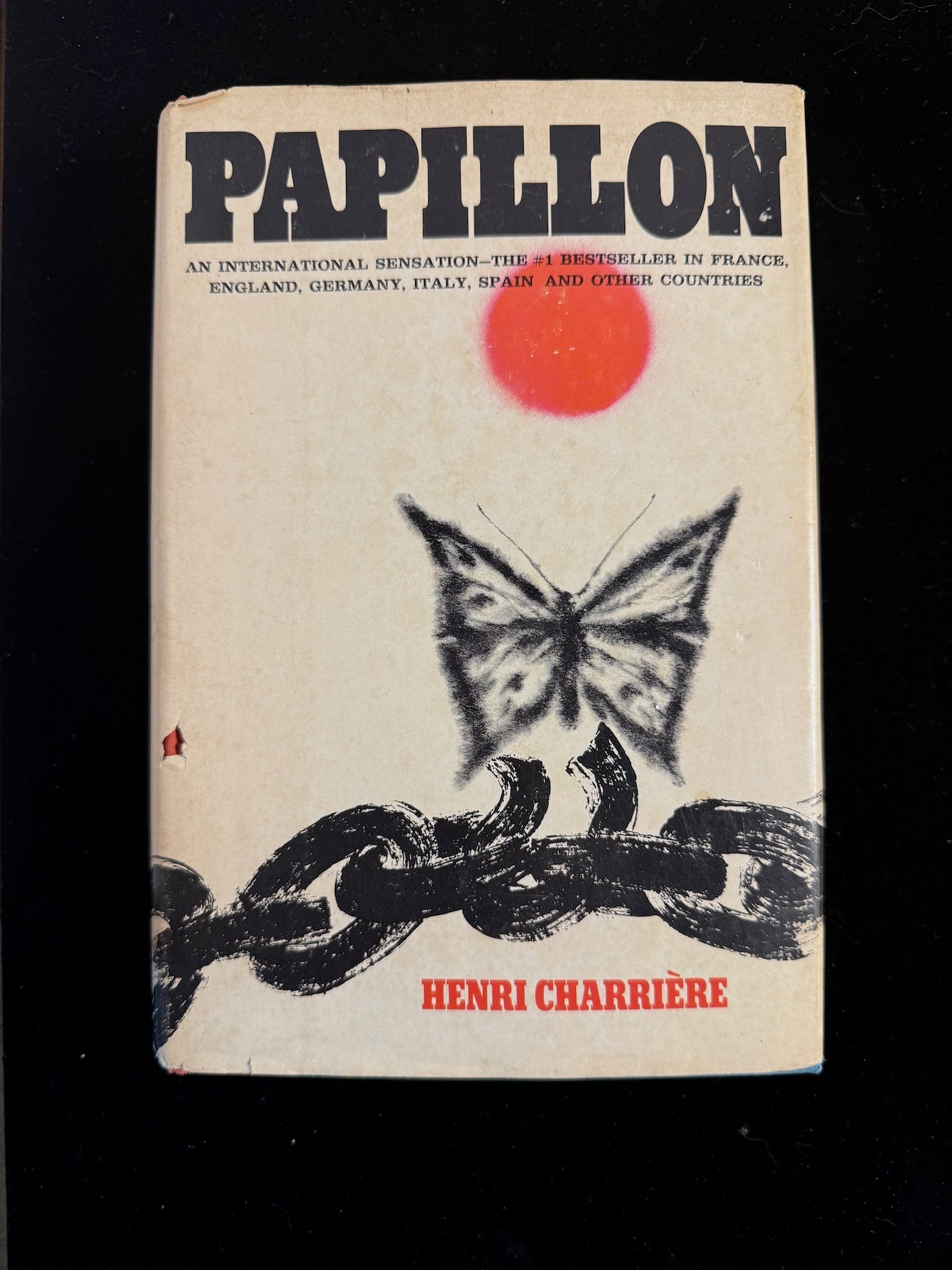 Papillon – The Hound Books
